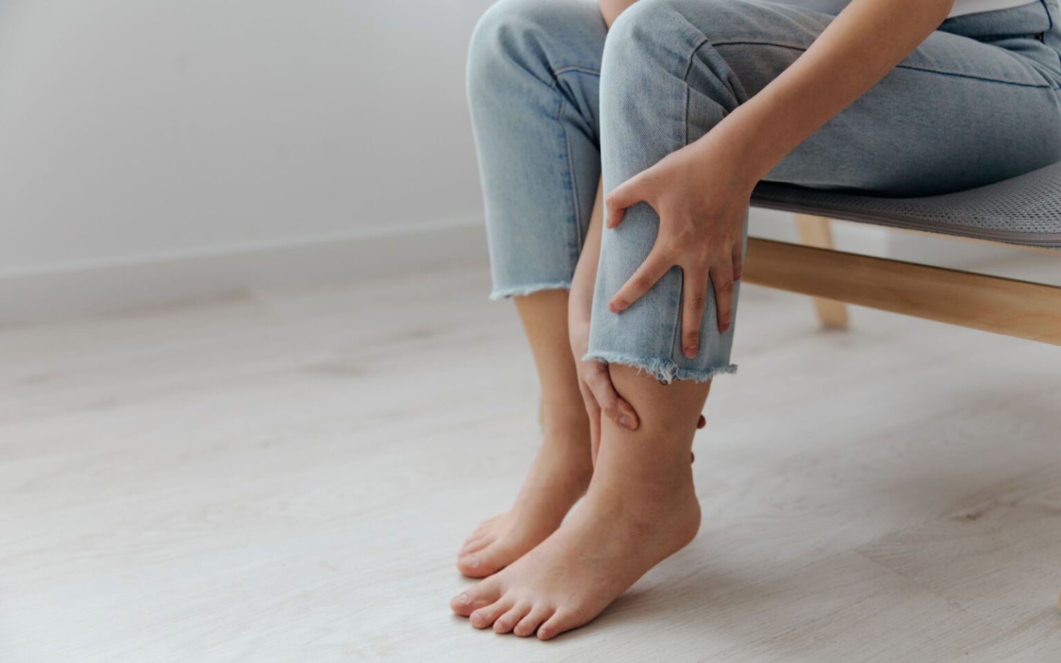 What You Need To Know About Serious Leg Pain | Des Peres, Missouri ...